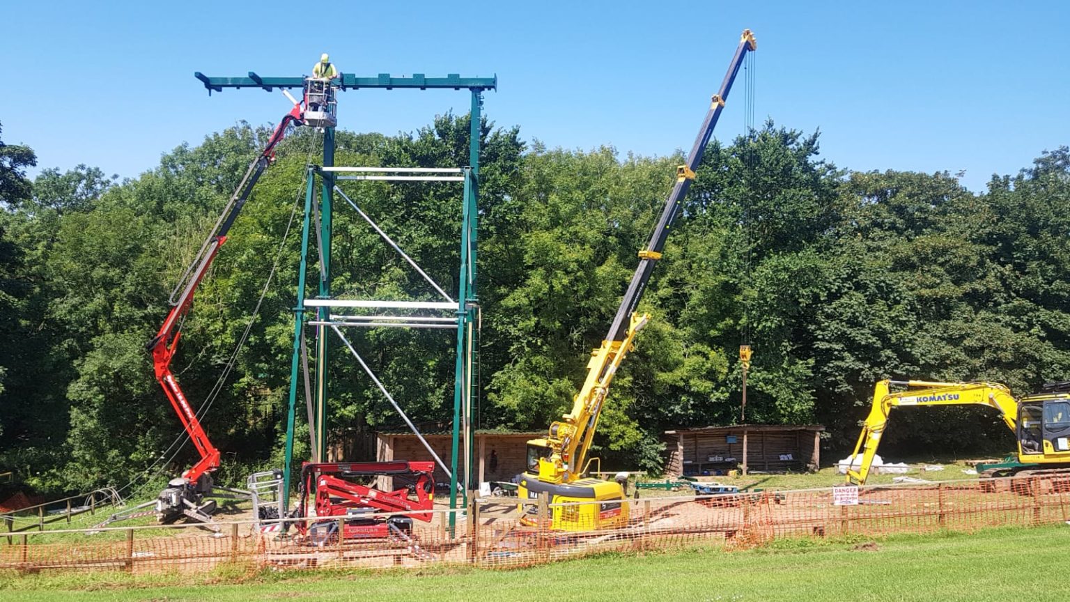 Compact Cranes - Portacover